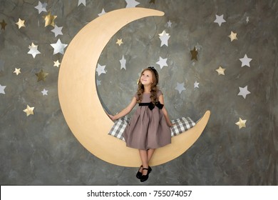 Beautiful anime girl depicting half moon, stars and trees at night 2K ...