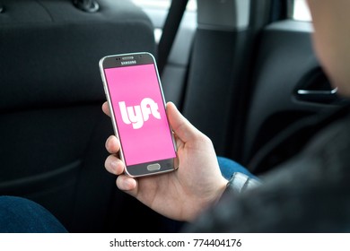 Lyft Logo Vector (.EPS) Free Download