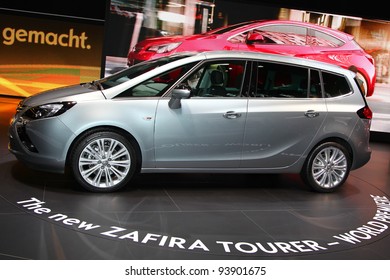 Opel Zafira Logo Vector (.EPS) Free Download