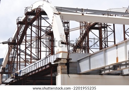 TRANSVERSE-BRACING Stock Photos and Images - Avopix.com