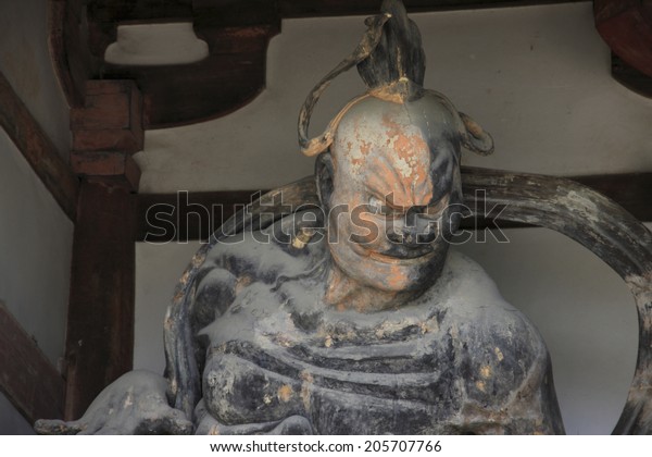 Image Deva King Statue Stock Photo 205707766 | Shutterstock
