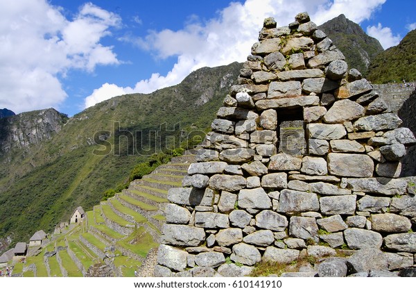 Inca Stone Bricks Construction Machu Picchu Stock Photo 610141910 ...