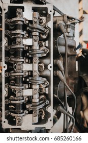 Inside Engine Head Block Open Overhaul 스톡 사진 685260166 | Shutterstock
