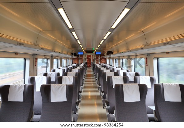 高速列車の車室内で写真素材98364254 | Shutterstock