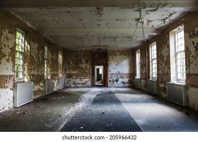 23,080 Run down building Images, Stock Photos & Vectors | Shutterstock