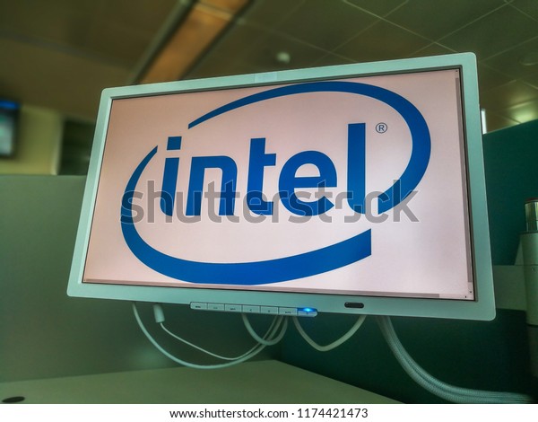 Intel Microprocessor Company Name Logo On Stock Photo 1174421473 ...