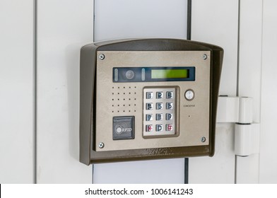 Intercom System On Front Door House Stock Photo 1006141243 | Shutterstock