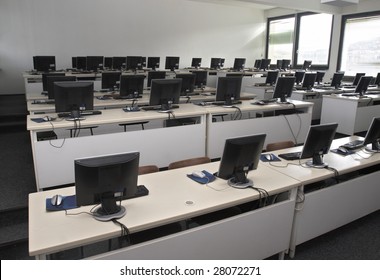 Interior Classroom Computers Stock Photo 28072274 | Shutterstock