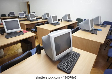 Computer Class School Laptops On School Stock Photo 1915927774 ...