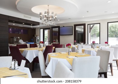 Interior Empty Restaurant Stock Photo 208158379 | Shutterstock