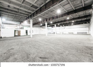 Empty Pit Garage Stock Photo (Edit Now) 1232647516 | Shutterstock