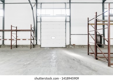 Interior Empty Warehouse Empty Racks Stock Photo 1418945909 | Shutterstock