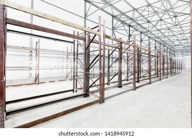 Interior Empty Warehouse Empty Racks Stock Photo 1418945912 | Shutterstock