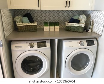 783 Washing machine cupboard Images, Stock Photos & Vectors | Shutterstock