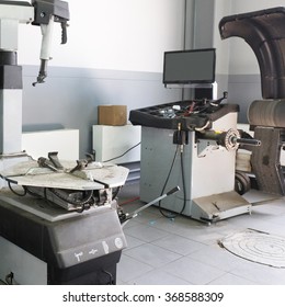Interior Mounting Workshop Stock Photo 368588309 | Shutterstock