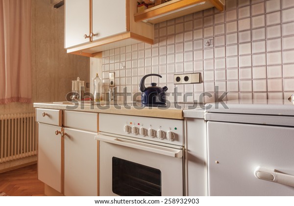 Interior Old Simple Kitchen That Should Stock Photo 258932903 ...