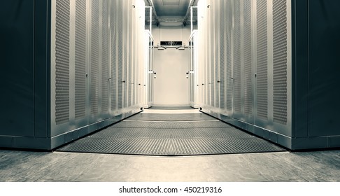 416 Generator data center Images, Stock Photos & Vectors | Shutterstock