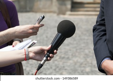 10,495 Interview newspaper Images, Stock Photos & Vectors | Shutterstock