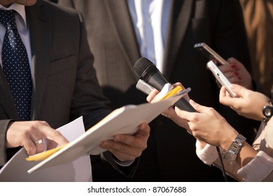 10,495 Interview newspaper Images, Stock Photos & Vectors | Shutterstock