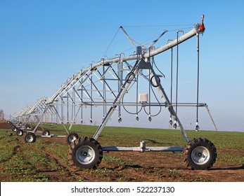 6,748 Sprinkler Irrigation Machine Images, Stock Photos & Vectors ...