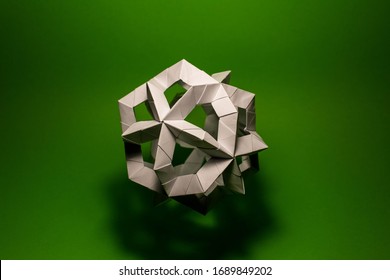 754 Complex origami Stock Photos, Images & Photography | Shutterstock