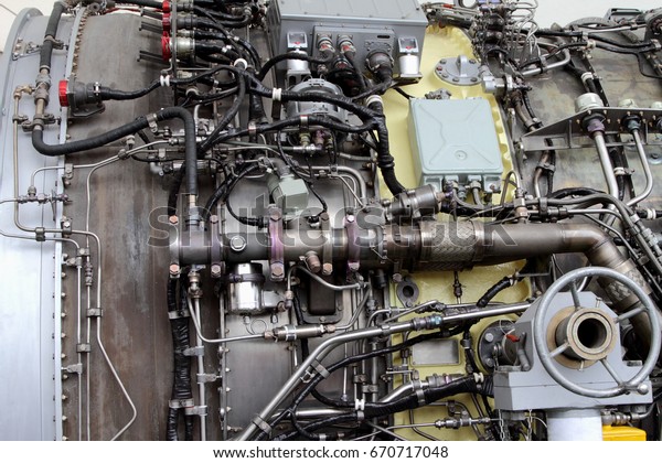 Jet Engine Side View Stock Photo 670717048 | Shutterstock