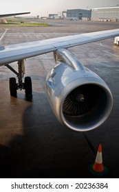 Jet Engine Wing Stock Photo 20236384 | Shutterstock