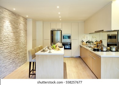 282,459 Modern kitchen equipment Images, Stock Photos & Vectors ...