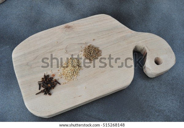 Kitchen Table Seeds Stock Photo 515268148 | Shutterstock