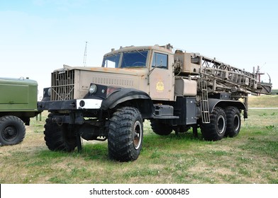 11,132 Old military trucks Images, Stock Photos & Vectors | Shutterstock