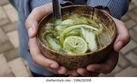 86 Ice kuwut Images, Stock Photos & Vectors | Shutterstock