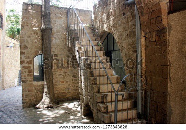 Ladder Down Stock Photo 1273843828 | Shutterstock