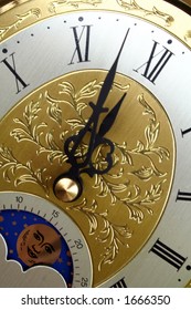 Large Clock Face Stock Photo 1666350 | Shutterstock