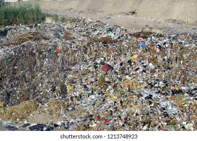 14,711 Plastic waste ground Images, Stock Photos & Vectors | Shutterstock