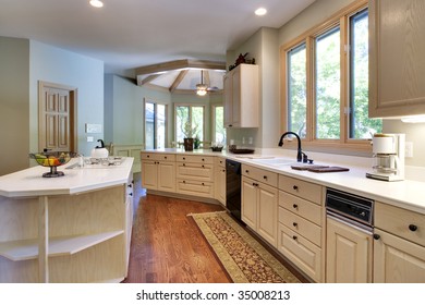 20,461 Wide angle interior Images, Stock Photos & Vectors | Shutterstock