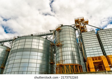 5,240 Steel granaries Images, Stock Photos & Vectors | Shutterstock
