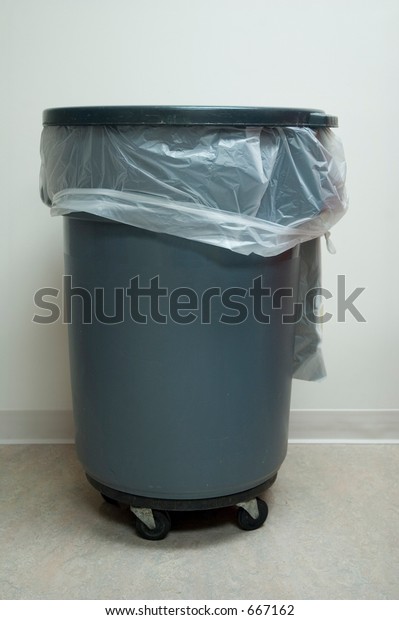 Large Rolling Trash Barrel Stock Photo 667162 | Shutterstock