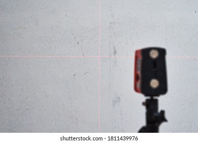 Laser Level Checking Wall Close Renovation Stock Photo 1811439976 ...