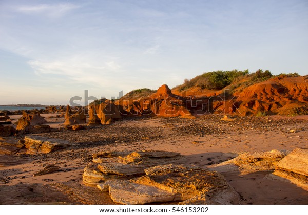 Last Rays Setting Sun Highlight Rocks Stock Photo 546153202 | Shutterstock