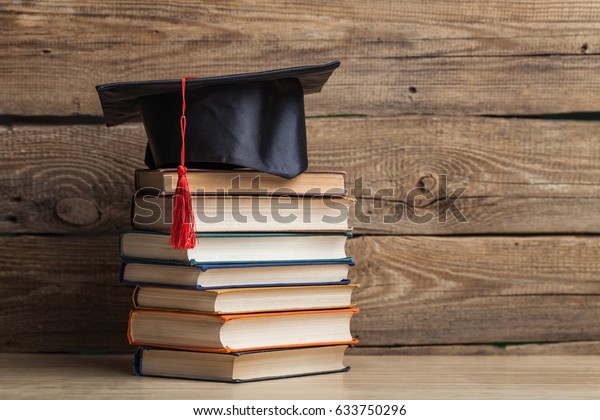Learn Stock Photo 633750296 | Shutterstock