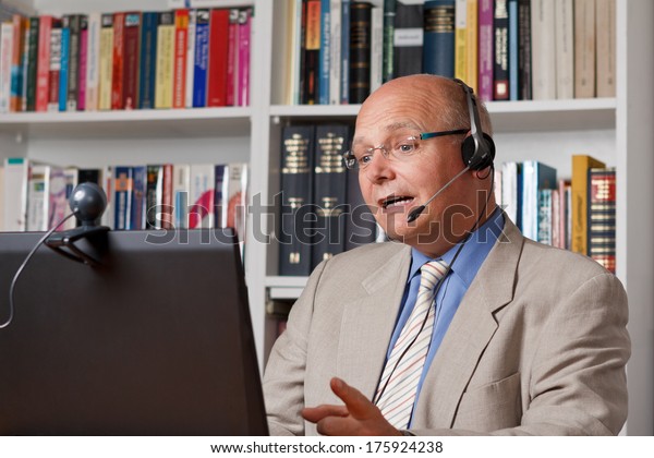 Lecturer Online Workshop Computer Camera Headset Foto de stock ...