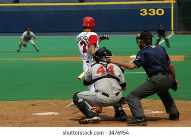 Lefthanded Batter Stock Photo 3476954 | Shutterstock