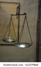 Libra Stock Photo 612379868 | Shutterstock