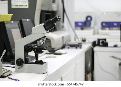 Light Microscope Stock Photo 664745749 | Shutterstock