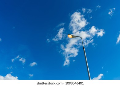 Light Pole Sensor Break Open Blue Stock Photo 1098546401 | Shutterstock