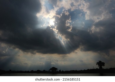 4,339 Sun shining through rain Images, Stock Photos & Vectors ...