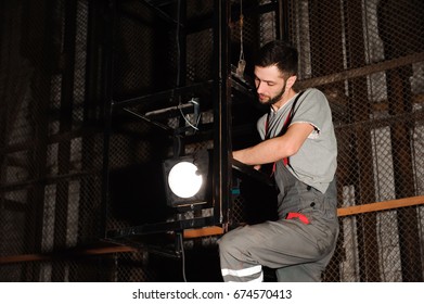 325,293 Light worker Images, Stock Photos & Vectors | Shutterstock