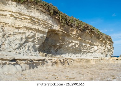1,059 Cliff recession Images, Stock Photos & Vectors | Shutterstock
