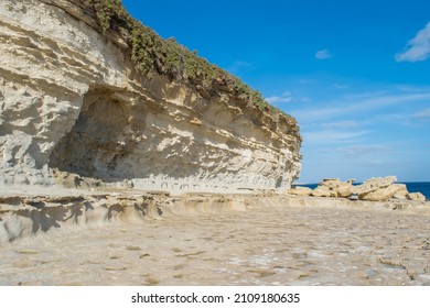 1,059 Cliff recession Images, Stock Photos & Vectors | Shutterstock