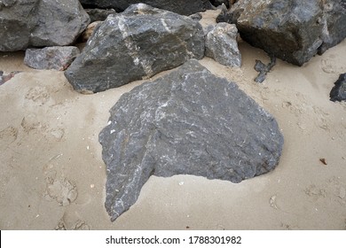 Angular limestone rock Images, Stock Photos & Vectors | Shutterstock